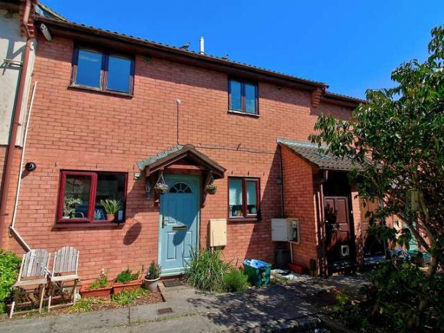 3 Bedroom Cottage House