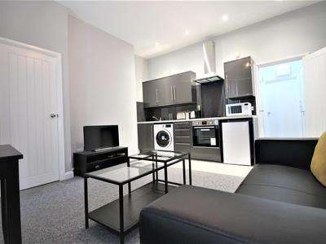 1 Bedroom Apartment Flat