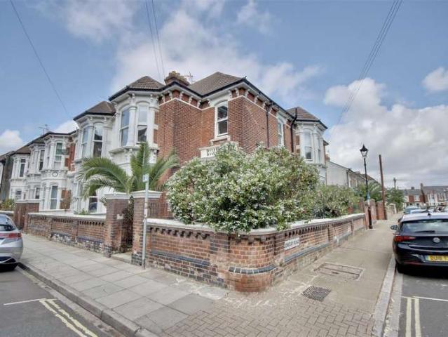 1 Bedroom Apartment Flat