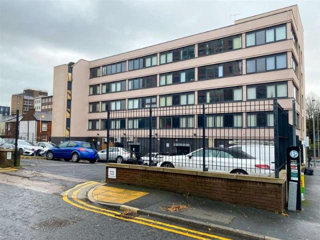 1 Bedroom Apartment Flat