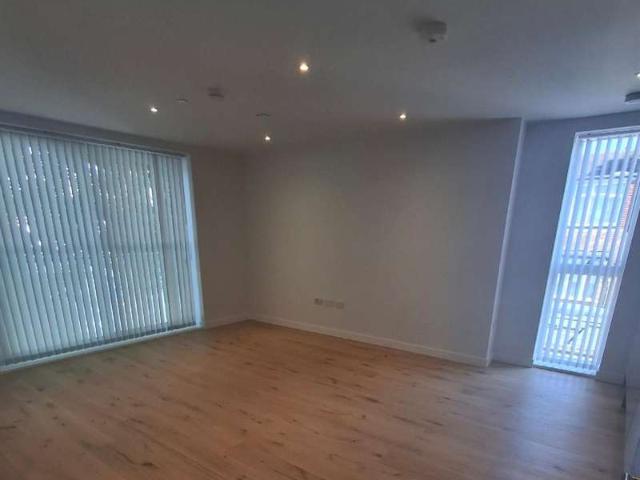 1 Bedroom Apartment Flat