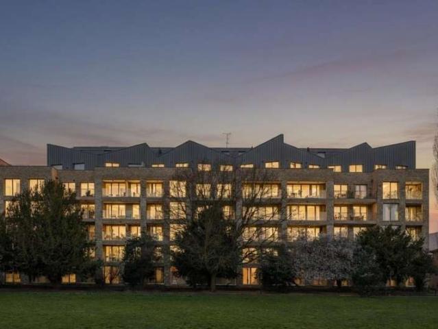 1 Bedroom Apartment Flat