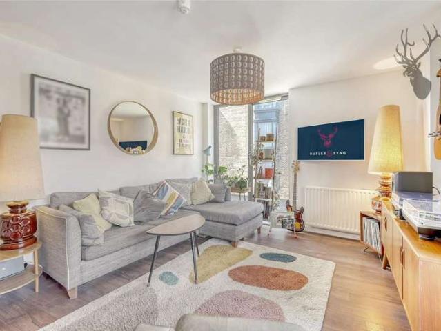 1 Bedroom Apartment Flat