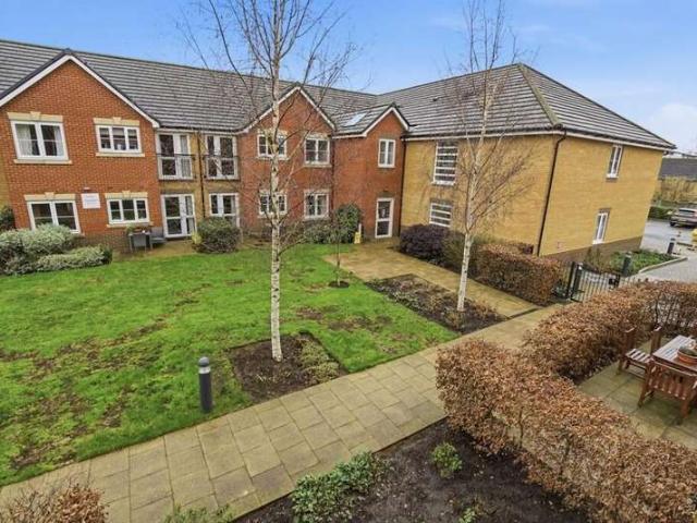 1 Bedroom Apartment Flat