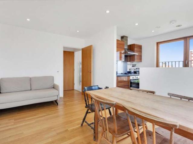 1 Bedroom Apartment Flat