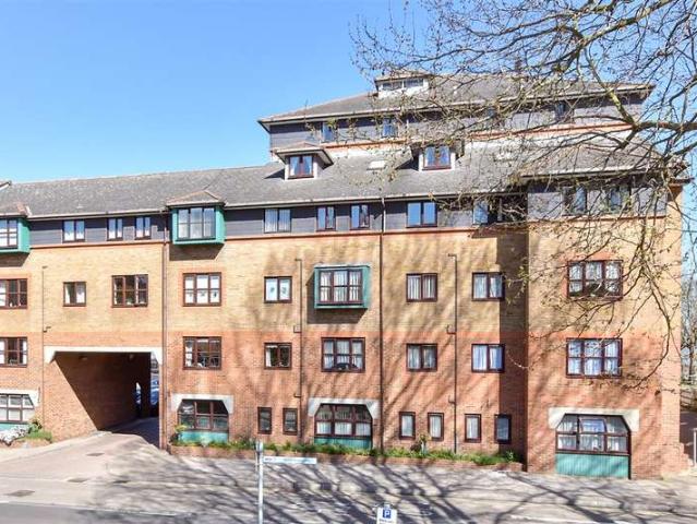 1 Bedroom Apartment Flat