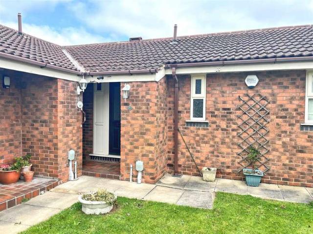 1 Bedroom Apartment Flat