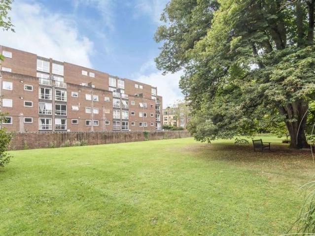 1 Bedroom Apartment Flat