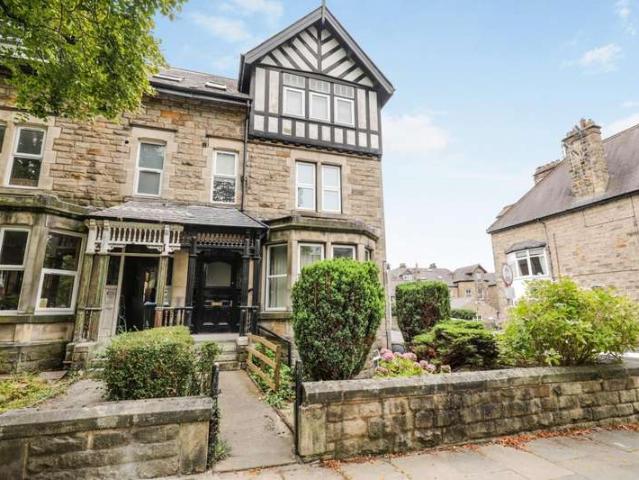1 Bedroom Apartment Flat