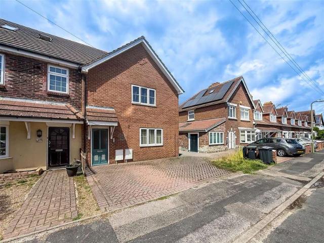1 Bedroom Apartment Flat