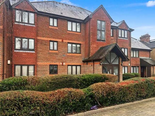 1 Bedroom Apartment Flat