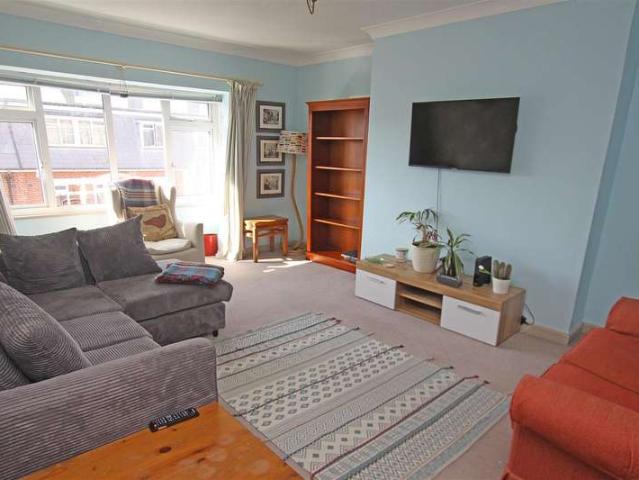1 Bedroom Apartment Flat