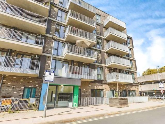 1 Bedroom Apartment Flat