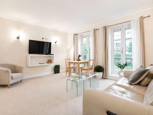 1 Bedroom Apartment Flat