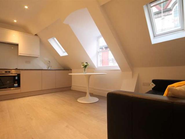 1 Bedroom Apartment Flat
