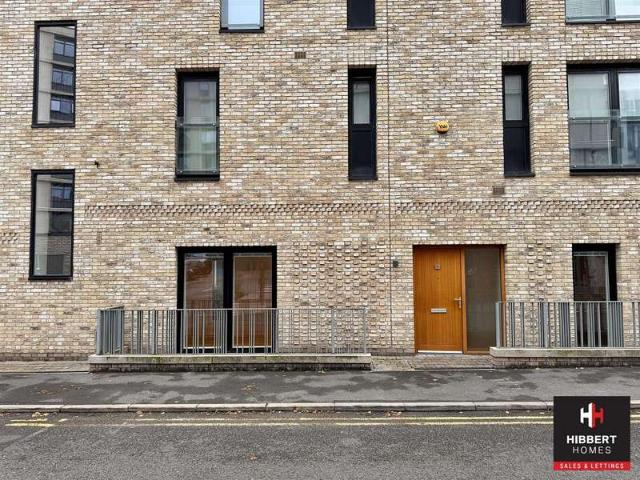 1 Bedroom Apartment Flat