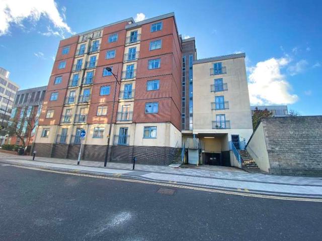 1 Bedroom Apartment Flat
