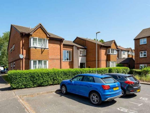 1 Bedroom Apartment Flat