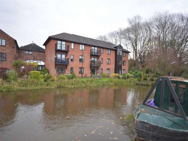 1 Bedroom Apartment Flat