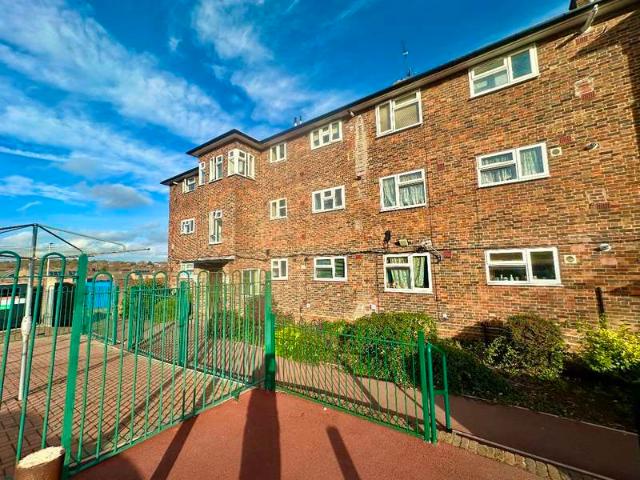 1 Bedroom Apartment Flat