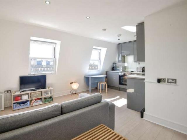 1 Bedroom Apartment Flat