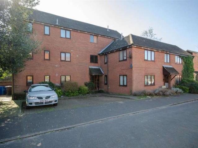 1 Bedroom Apartment Flat
