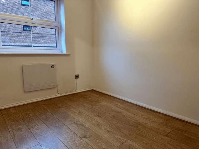 1 Bedroom Apartment Flat