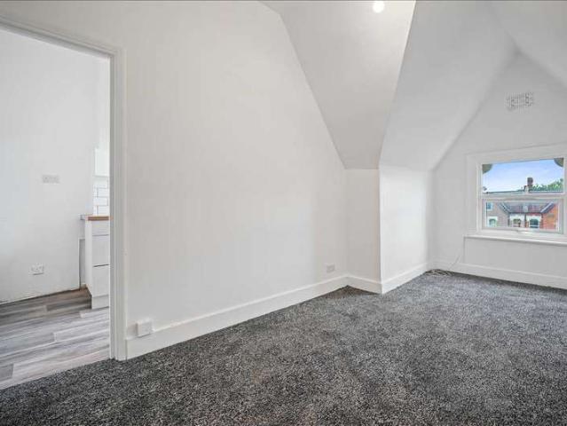 1 Bedroom Apartment Flat