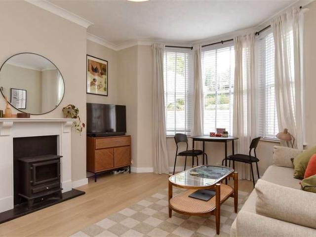 1 Bedroom Apartment Flat