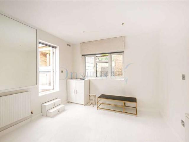 1 Bedroom Apartment Flat