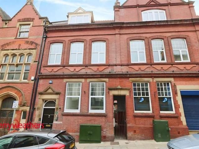 1 Bedroom Apartment Flat