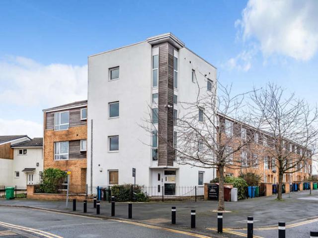 1 Bedroom Apartment Flat