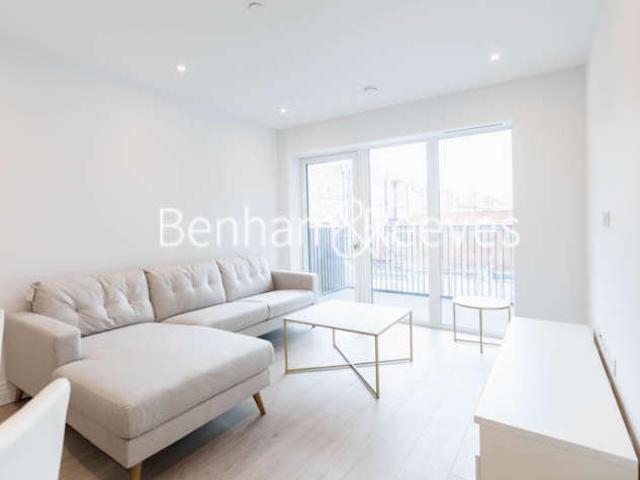 1 Bedroom Apartment Flat