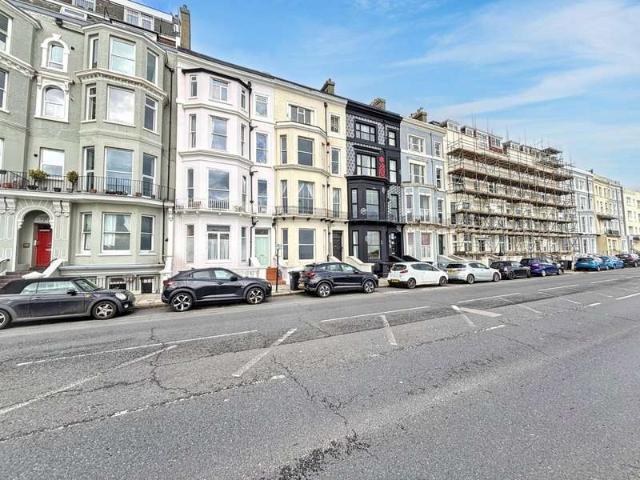 1 Bedroom Apartment Flat