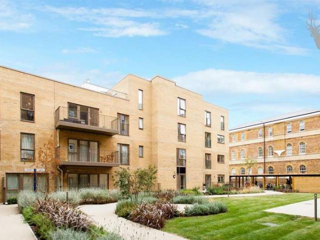 1 Bedroom Apartment Flat