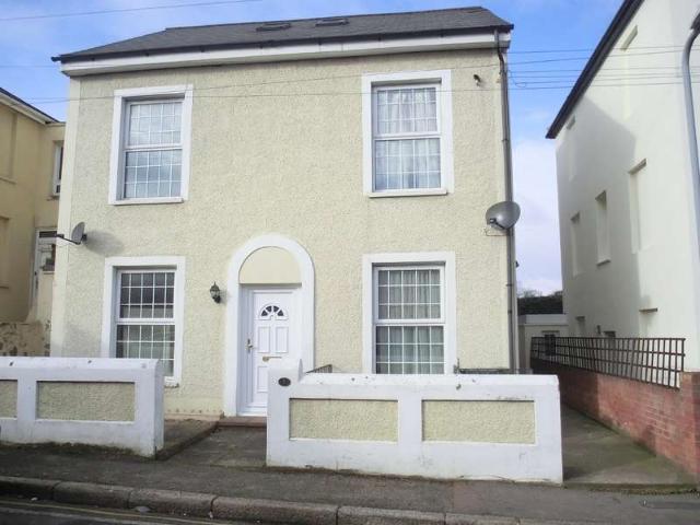 1 Bedroom Apartment Flat
