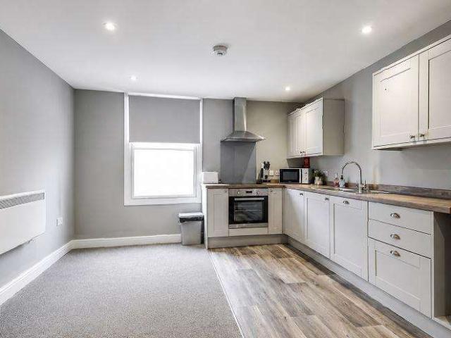 1 Bedroom Apartment Flat