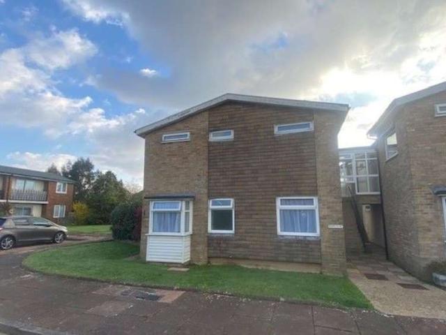 1 Bedroom Apartment Flat