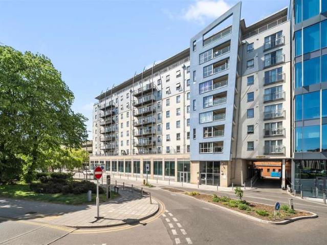1 Bedroom Apartment Flat