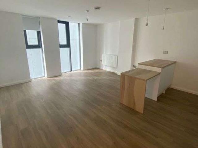 1 Bedroom Apartment Flat