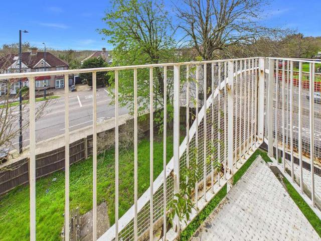 1 Bedroom Apartment Flat