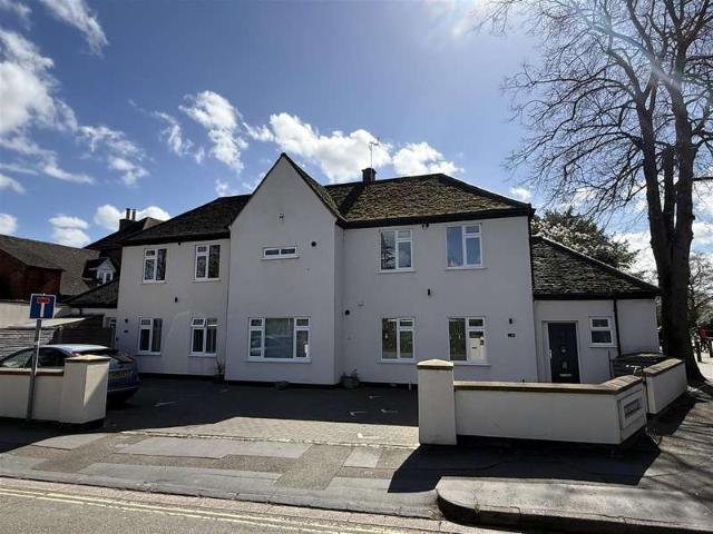1 Bedroom Apartment Flat
