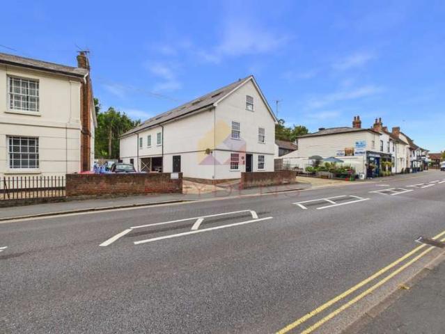 1 Bedroom Apartment Flat