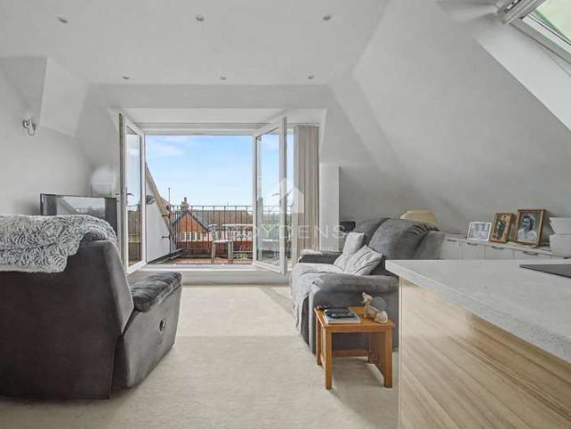 1 Bedroom Apartment Flat