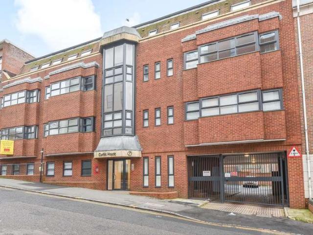 1 Bedroom Flat