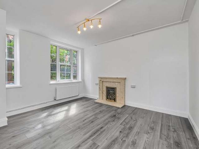 1 Bedroom Apartment Flat