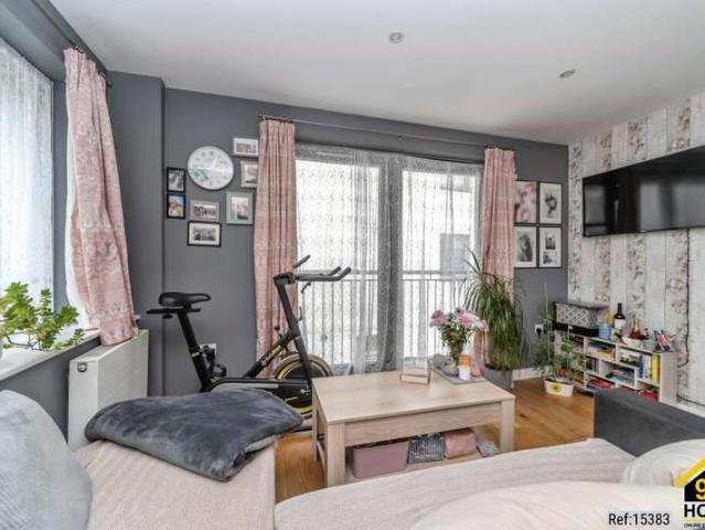 1 Bedroom Apartment Flat