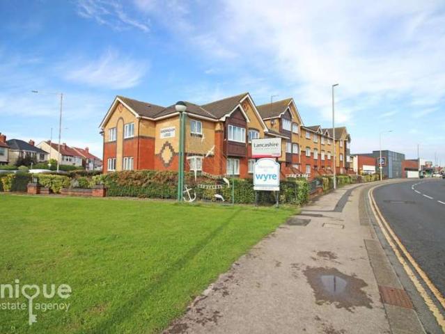 1 Bedroom Apartment Flat