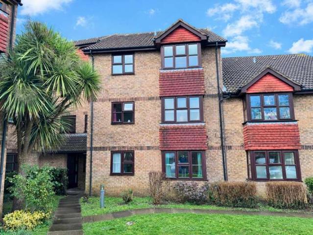 1 Bedroom Apartment Flat
