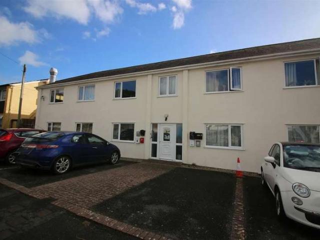 1 Bedroom Apartment Flat